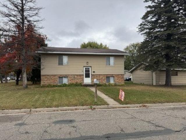 1205 11th St SE, Saint Cloud, MN 56304
