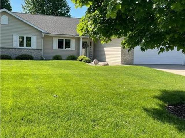 1205 26th St SW, Austin, MN 55912