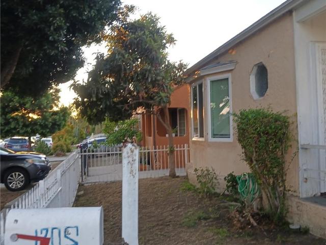 1205 57th St, Los Angeles, CA 90037 | MLS #IN26059