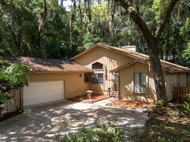 12062 Hidden Hills Dr S, Jacksonville, FL 32225