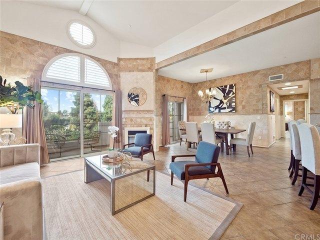 12067 Guerin St Unit 305, Studio City, CA 91604