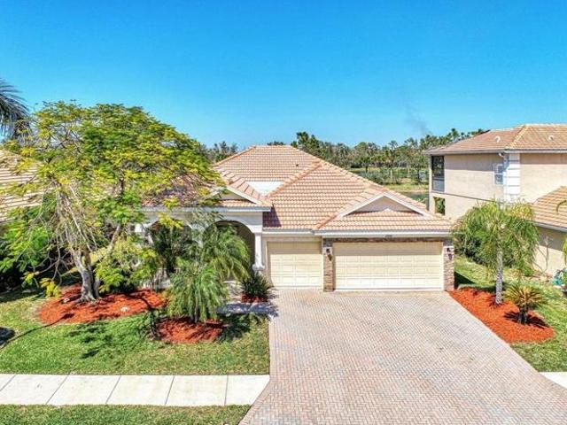 12066 Granite Woods Loop, Venice, FL 34292