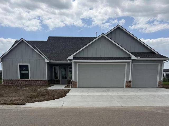 12069 E Pepperwood St, Wichita, KS 67226