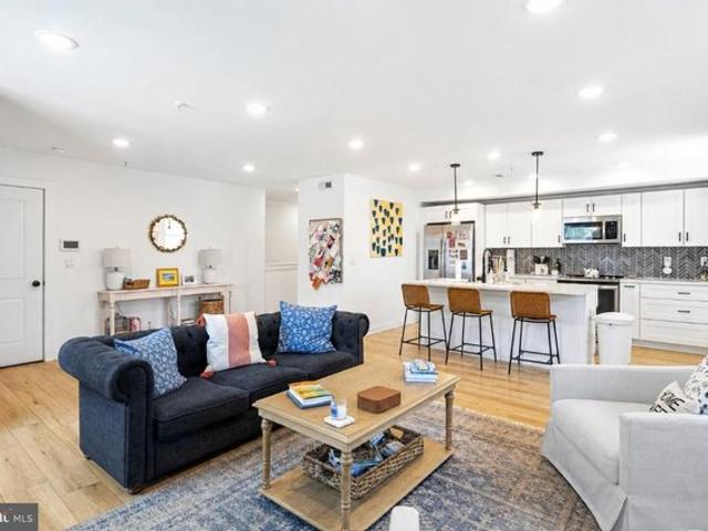 1206 N Orianna St Apt 1, Philadelphia, PA 19122