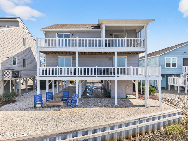 1206 N Shore Drive W
