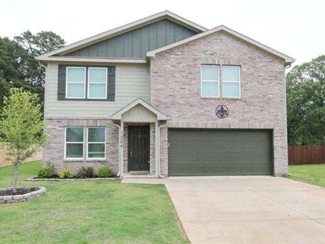 1206 N River Oaks Ln, Chandler, TX 75758