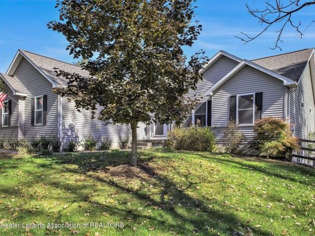 1206 N Waverly Rd, Dimondale, MI 48821