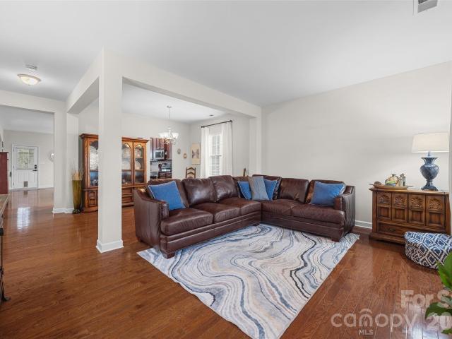 1206 Bottle Brush Lane