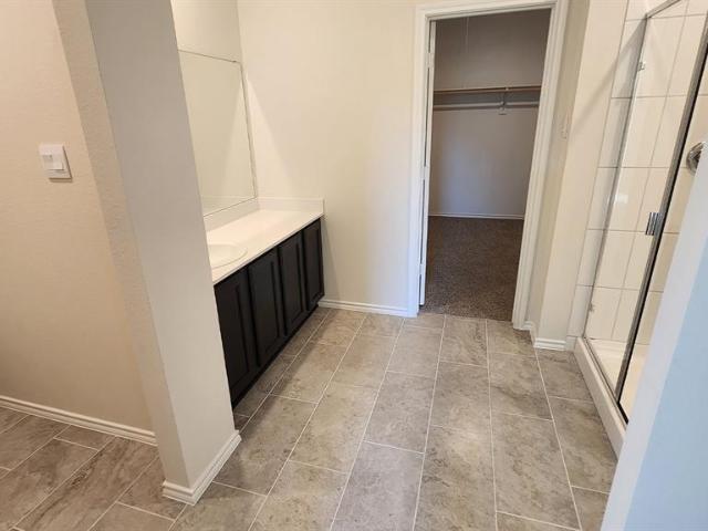1206 Breezy Oak Drive