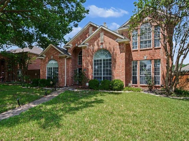 1206 Brook Drive
