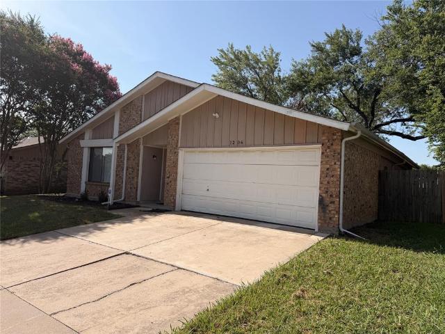 1206 Brook Hill Lane