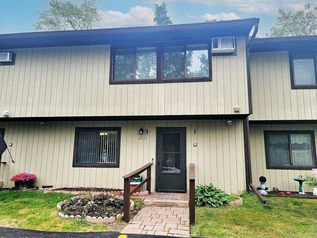 1206 Chelsea Cv S, Hopewell Junction, NY 12533
