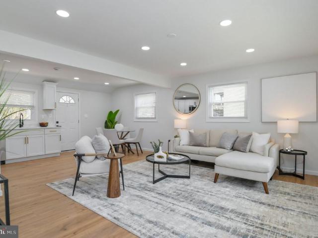 1206 Crisfield Drive