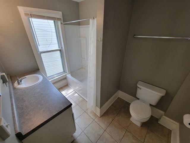 1206 E 3rd Street 2 Bedroom Apartment for Rent at 1206 E 3rd St, Duluth, MN 55805 East End