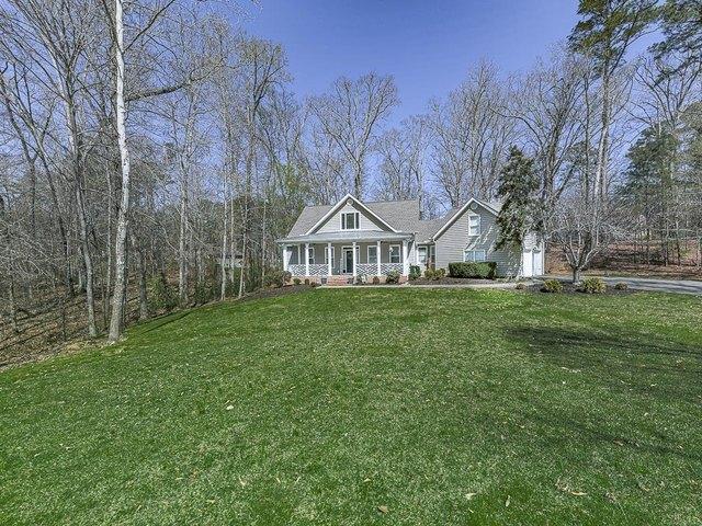 1206 Garden Row NE, Dalton, GA 30721