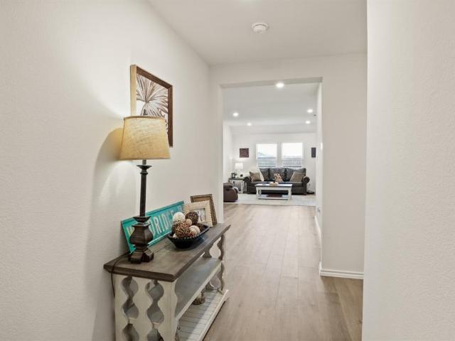 1206 Grand View Drive