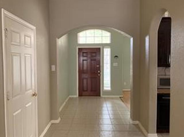 1206 Ivory Meadow Lane
