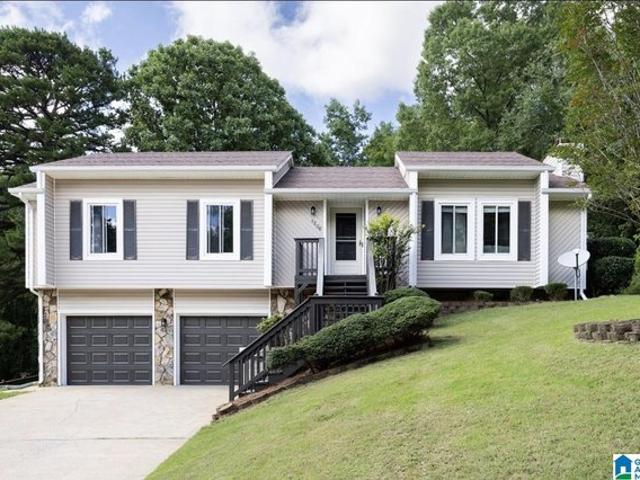 1206 Louise Dr SE, Jacksonville, AL 36265