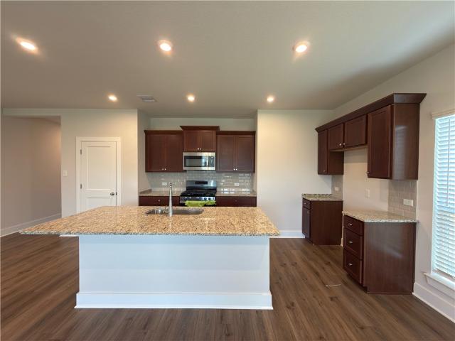1206 Patriot Drive