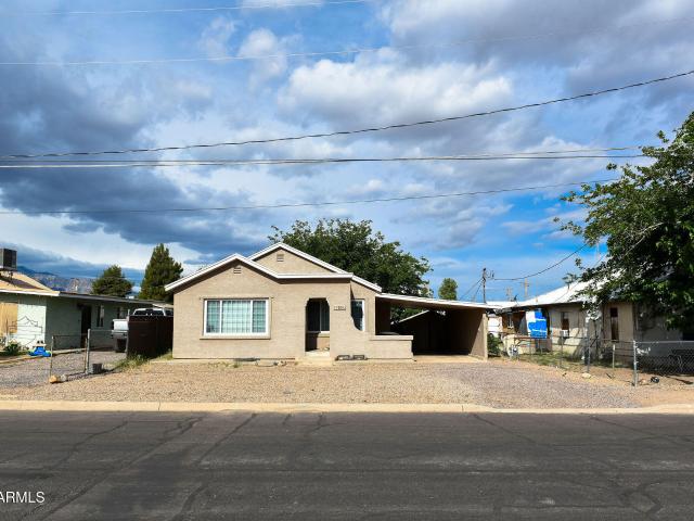 1206 S 3rd Ave, Safford, AZ 85546 | MLS #7014 | Compass