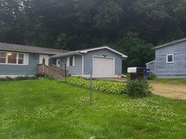 1206 S Highway 52, Guttenberg, IA 52052