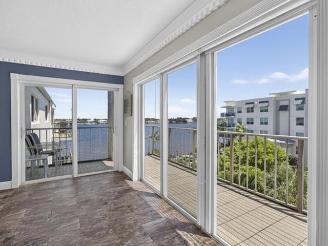 1206 S Lake Dr Apt 504, Lantana, FL 33462