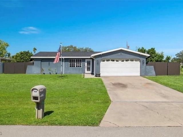 1206 SE 23rd Pl, Cape Coral, FL 33990