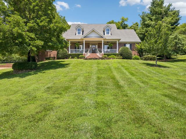1206 Signature Ct