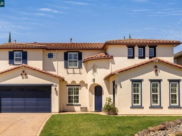 1206 Sierra Trail Rd, Oakley, CA 94561