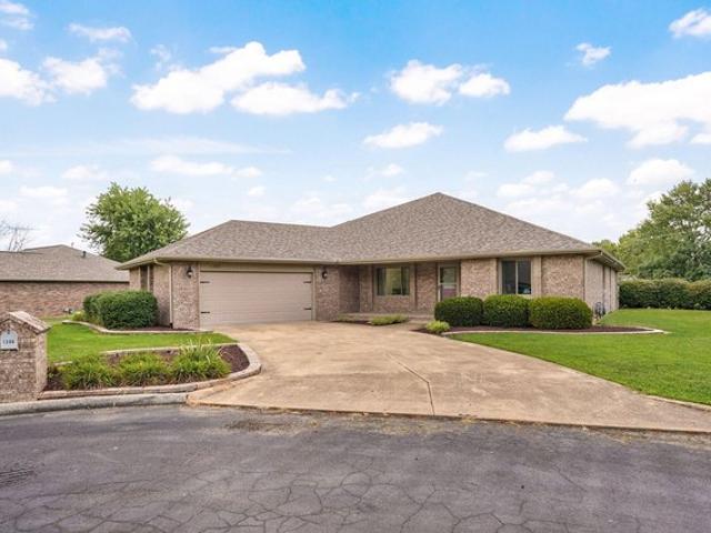 1206 Soleil Cir, Mountain Grove, MO 65711