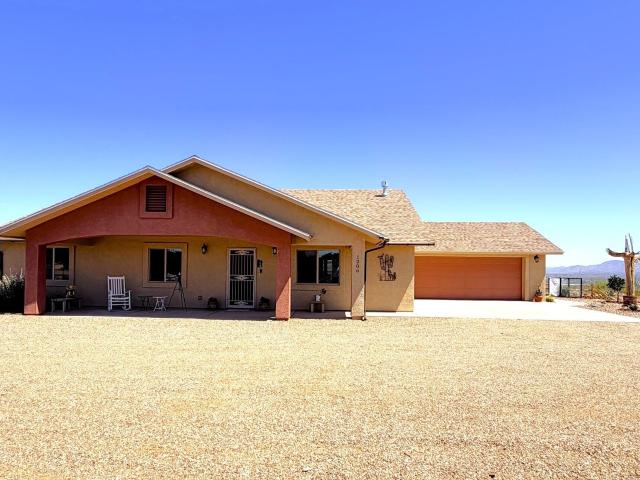 1206 w arroyo vista drive