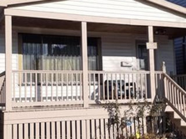 1206 W Scott St, Milwaukee, WI 53204