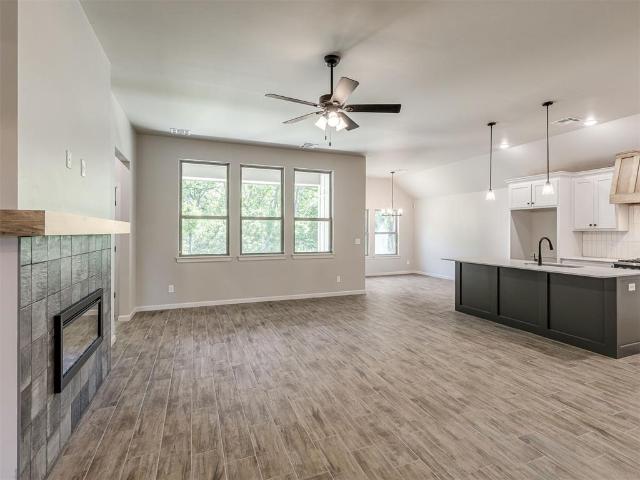 1206 Wisteria Way