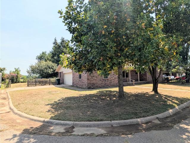 1206 Woodlawn Avenue