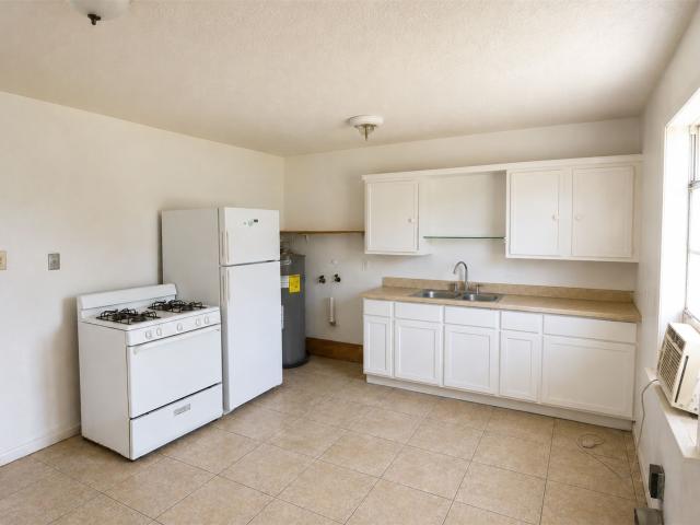 1206 30th Street 4