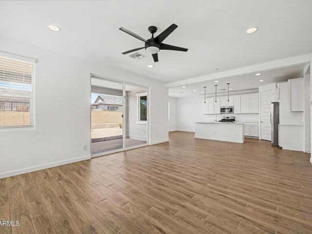 12074 W Calle De Pompas