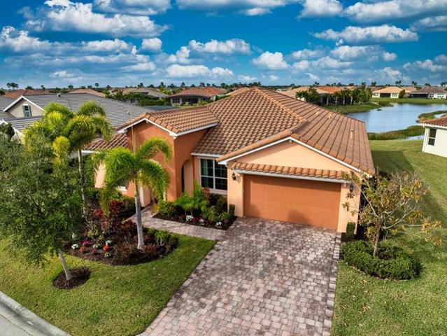 12074 SW Bayberry Ave, Port Saint Lucie, FL 34987