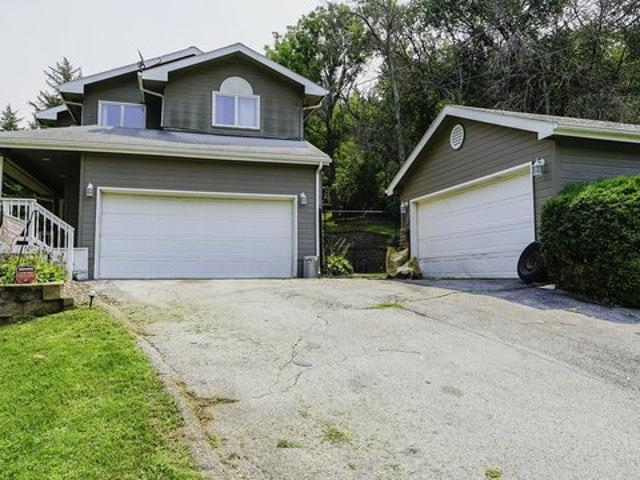 12075 Waldon Cir, Council Bluffs, IA 51503