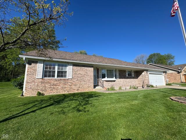 1207 N Monroe Way