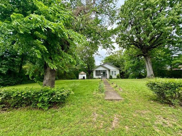 1207 Newberry Rd, Pocahontas, AR 72455