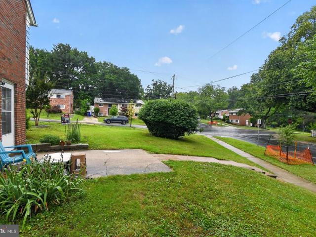 1207 Oakview Drive