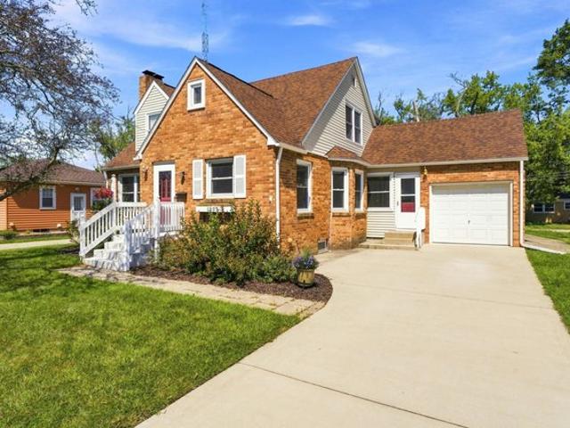 1207 Orchard Ave, Saint Joseph, MI 49085