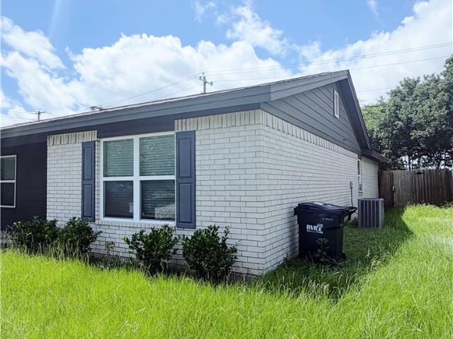 1207 Airline Drive
