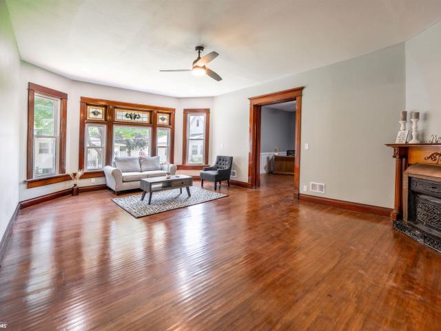 1207 Alden Street