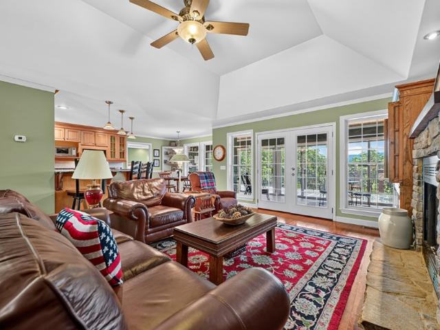 1207 Bullen Gap Rd, Blue Ridge, GA 30513 | MLS #432816