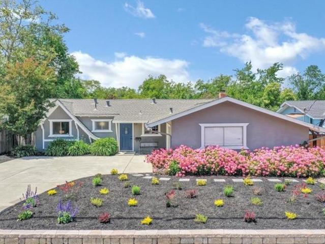 1207 Cape Cod Way, Concord, CA 94521