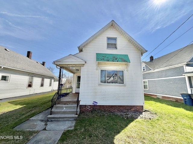 1207 Colton St, Toledo, OH 43609