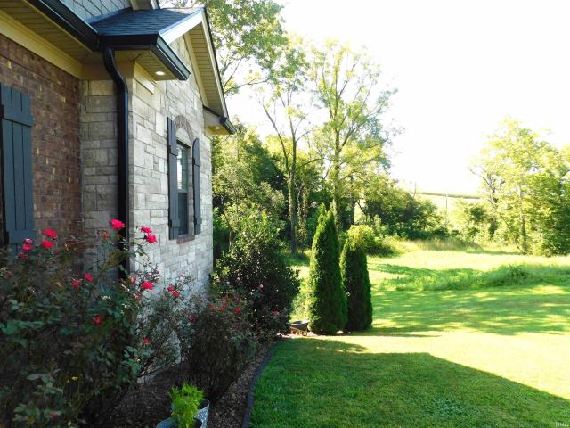 1207 Crones Hill