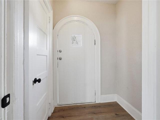 1207 Day Place