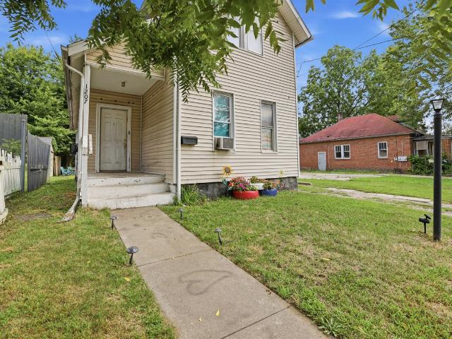 1207 E Vine Street